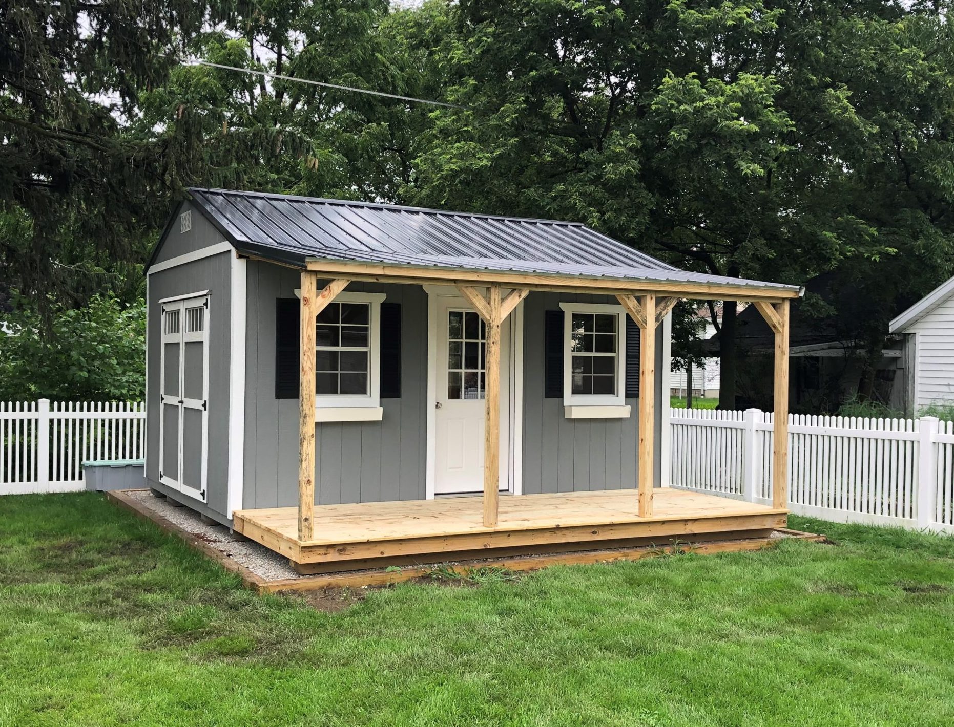Side Porch Cabin - Countryside Barns
